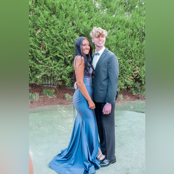 Dresses | Selling My Prom Dress | Poshmark